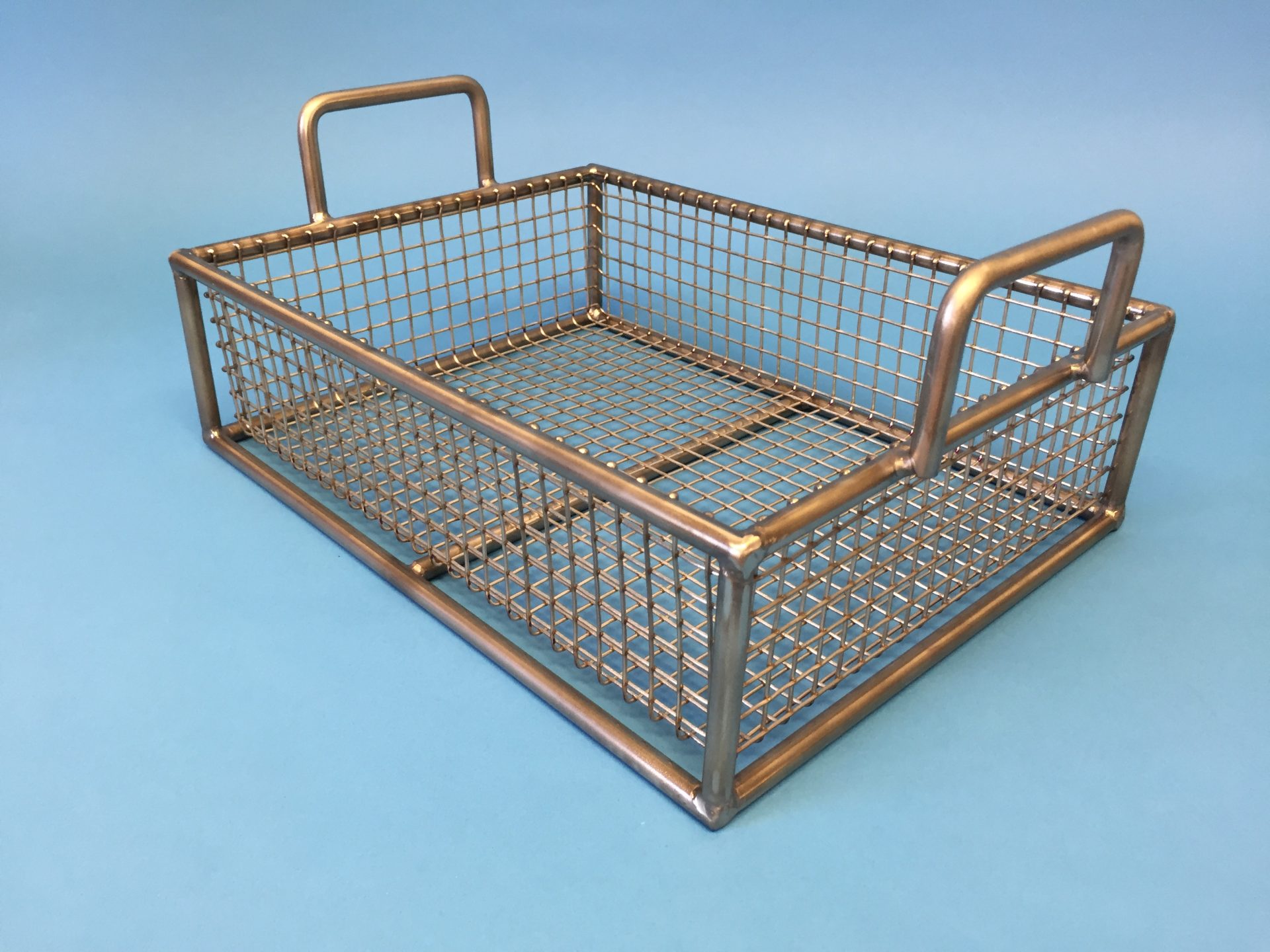 Custom Stainless Steel Wire Mesh Baskets | Newark Wire Cloth