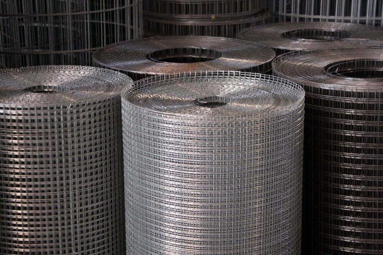 A Guide to Industrial & Stainless Steel Wire Cloth | Newark Wire